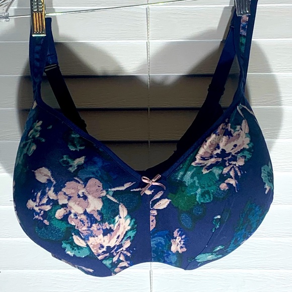 Cacique | Intimates & Sleepwear | Cacique Bra 46dd Light Lined ...